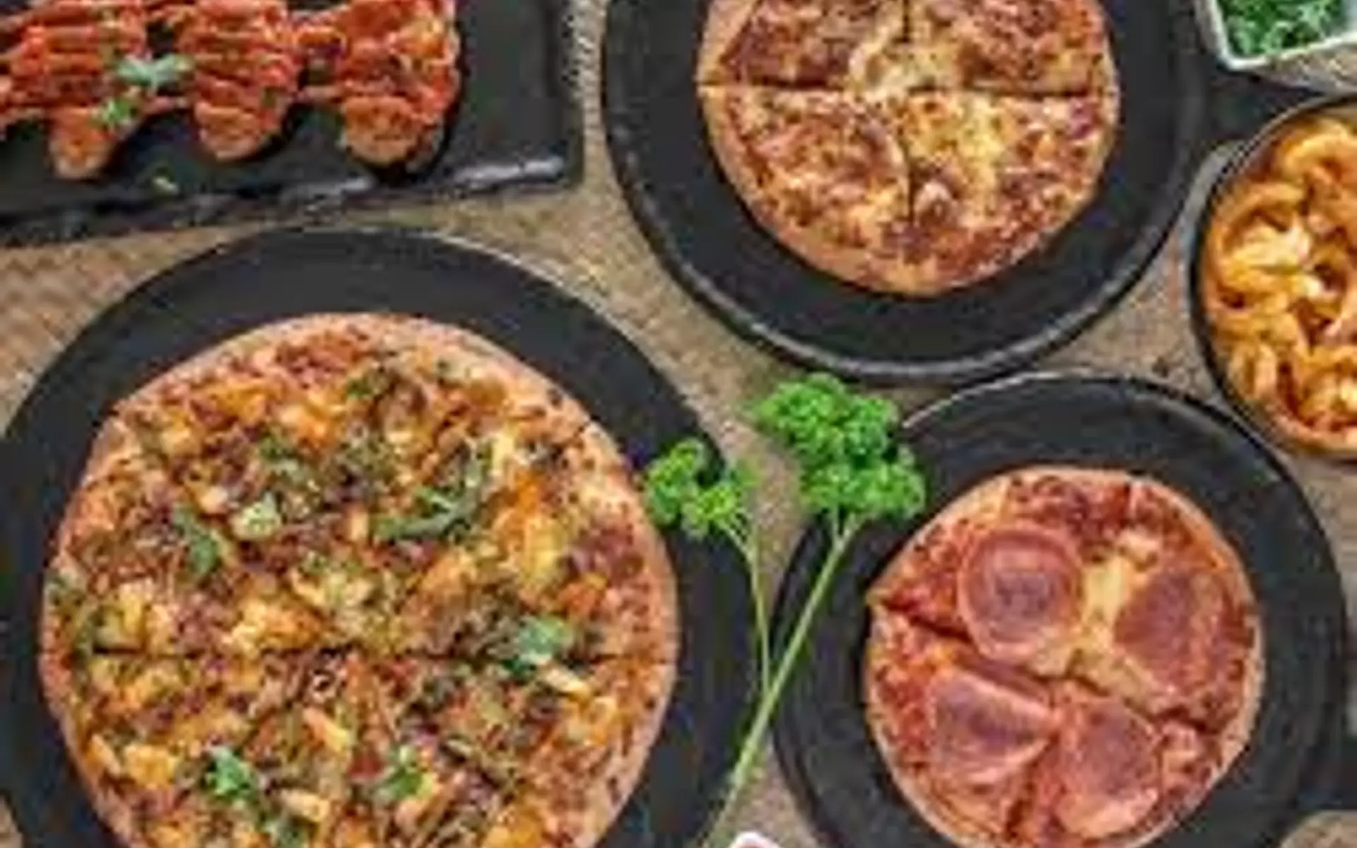 Get Pizza Crust & Bar delivered to your door with Delivereasy