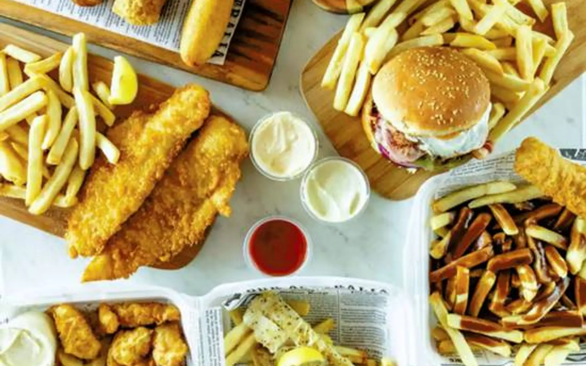 Get Coxhead Takeaways delivered to your door with Delivereasy