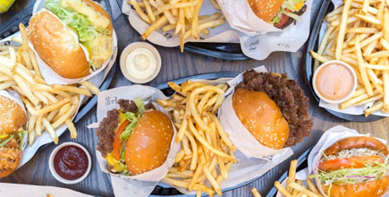 Get Goneburger delivered to your door with Delivereasy