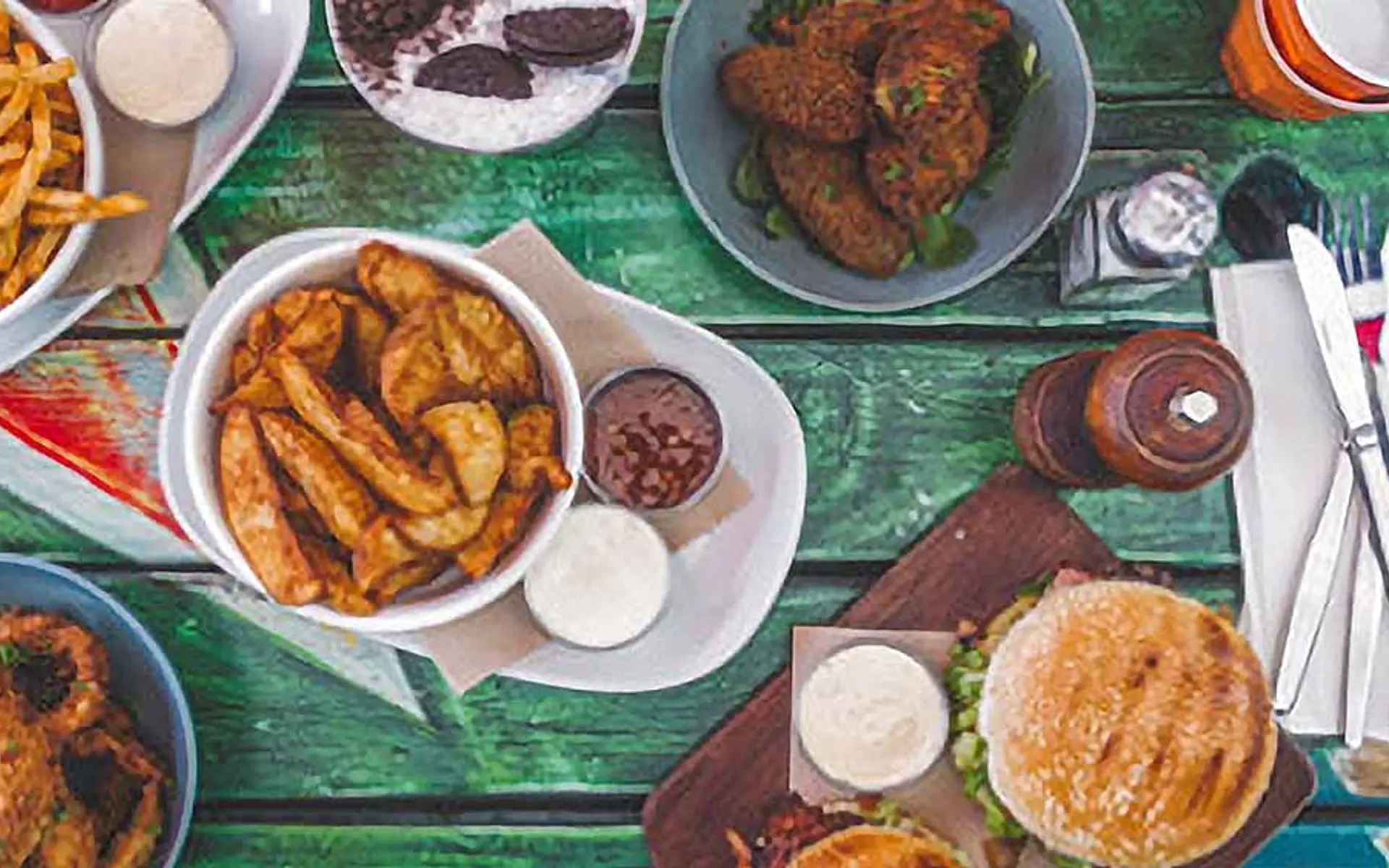 Get Essence Cafe delivered to your door with Delivereasy